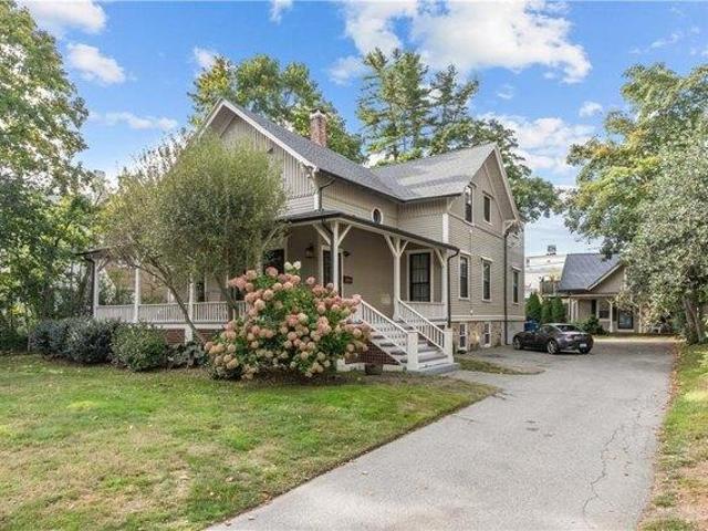 2 bedroom, Newport RI 02840 103099742