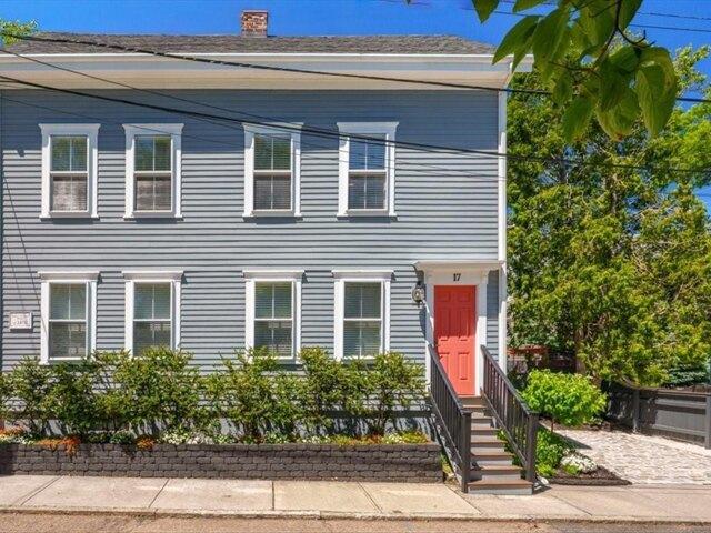 2 bedroom, Newport RI 02840 103184721