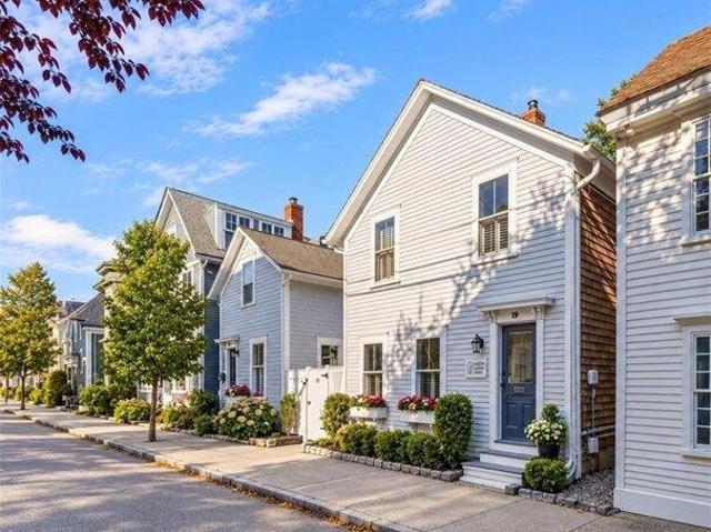 2 bedroom, Newport RI 02840 105493820