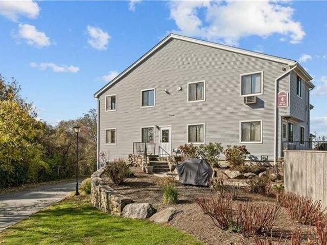 2 bedroom, Newport RI 02840 LS102216897