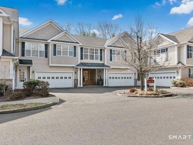 2 bedroom, Newtown CT 06470 102477793