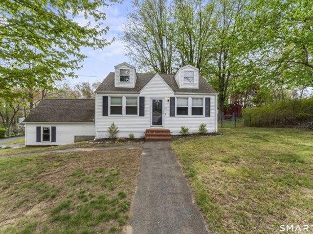 2 bedroom, Newtown CT 06470 102585630