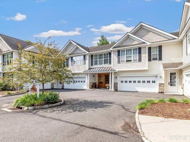 2 bedroom, Newtown CT 06470 104791068