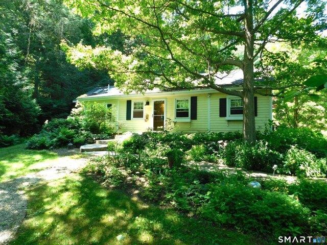 2 bedroom, Newtown CT 06482 104807391