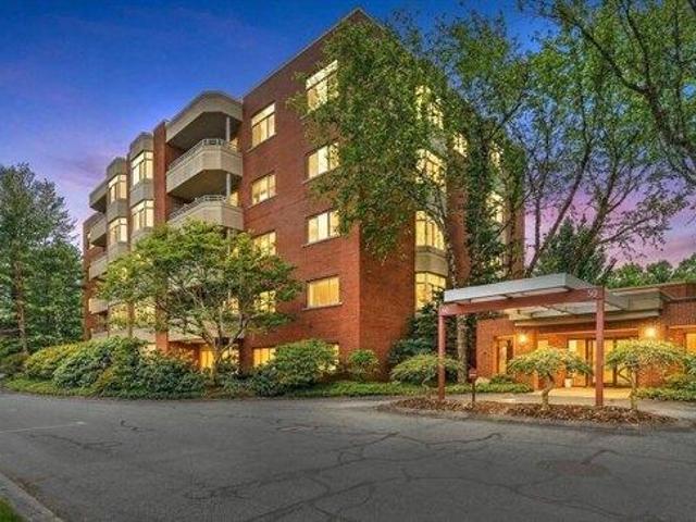 2 bedroom, Newton MA 02467 LS103034932