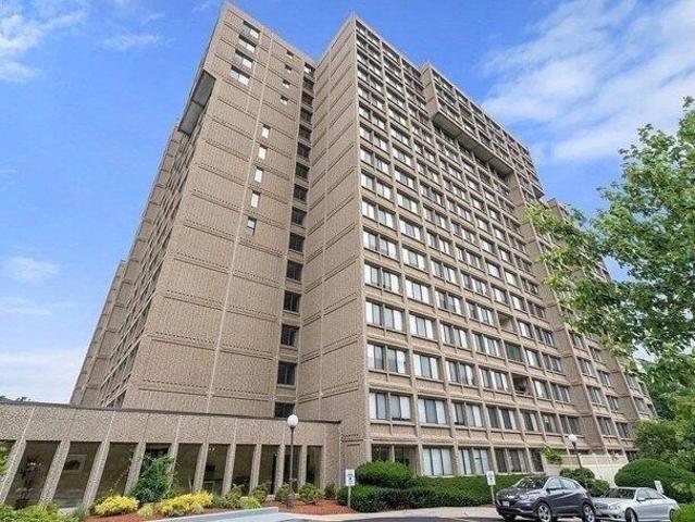 2 bedroom, Newton MA 02467 103018795