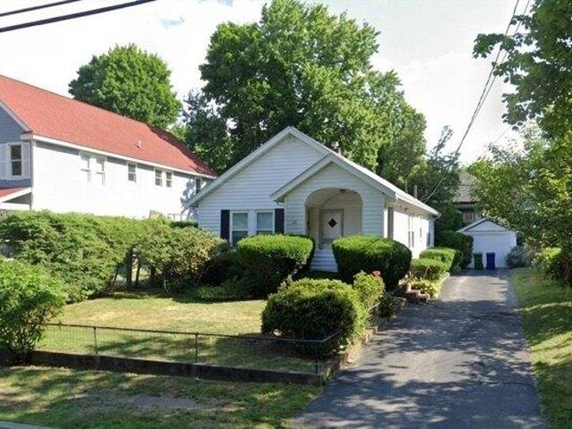 2 bedroom, Newton MA 02461 104566980