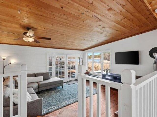 2 bedroom, Newton NH 03858 LS102671073