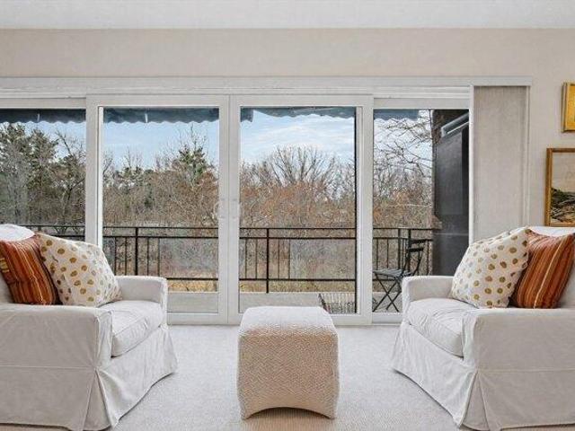 2 bedroom, Needham MA 02492 102343582
