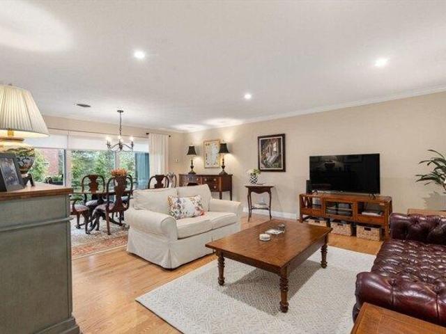 2 bedroom, Needham MA 02492 104539299