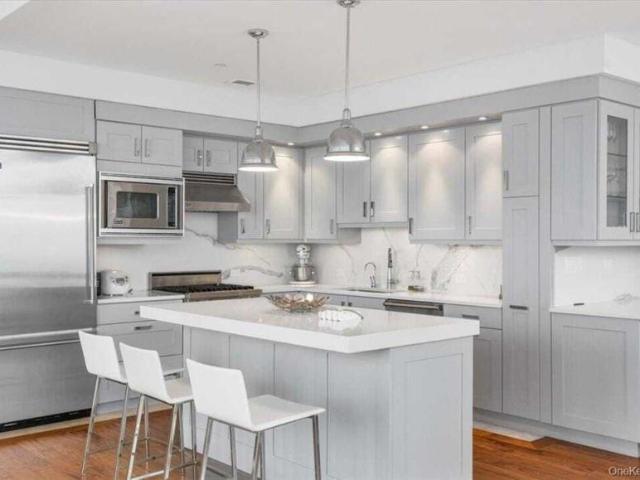 2 bedroom, NY NY 99879947