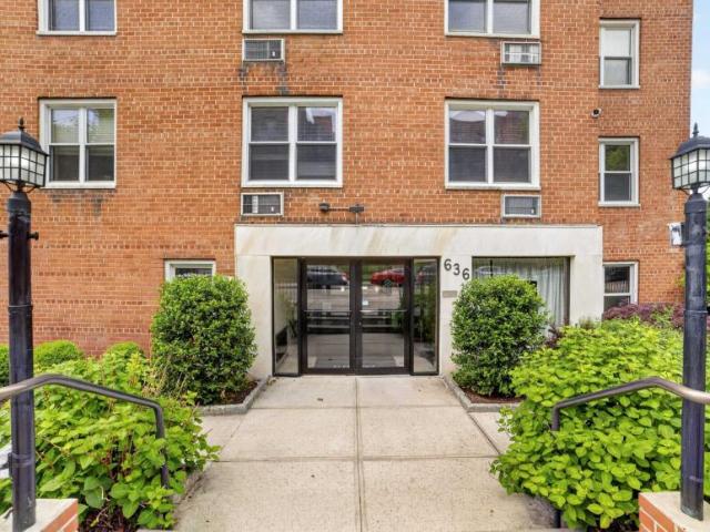 2 bedroom, NY NY LS102435230