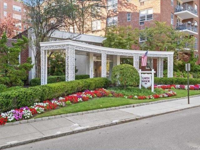 2 bedroom, NY NY LS102272109