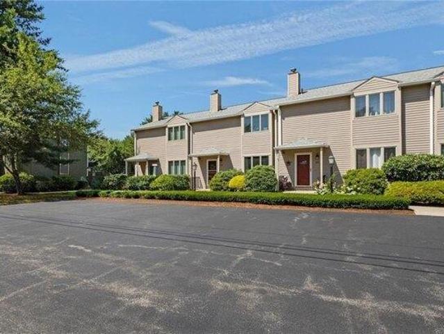 2 bedroom, Smithfield RI 02828 105241724