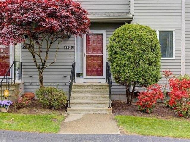 2 bedroom, Smithfield RI 02917 102345325