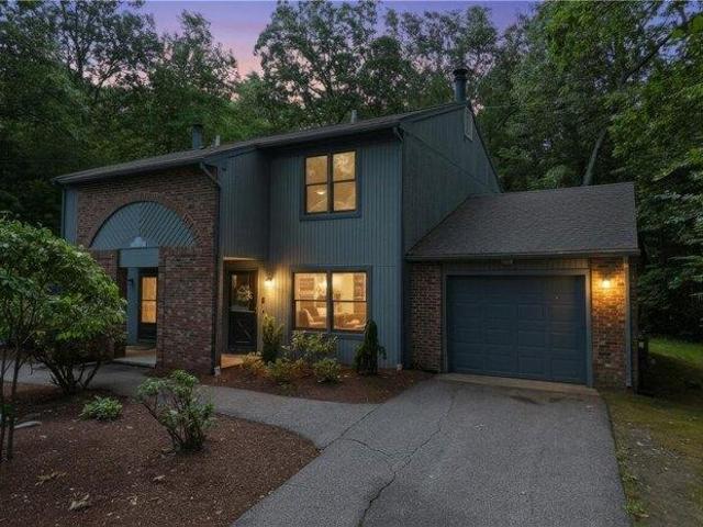 2 bedroom, Smithfield RI 02917 105258843