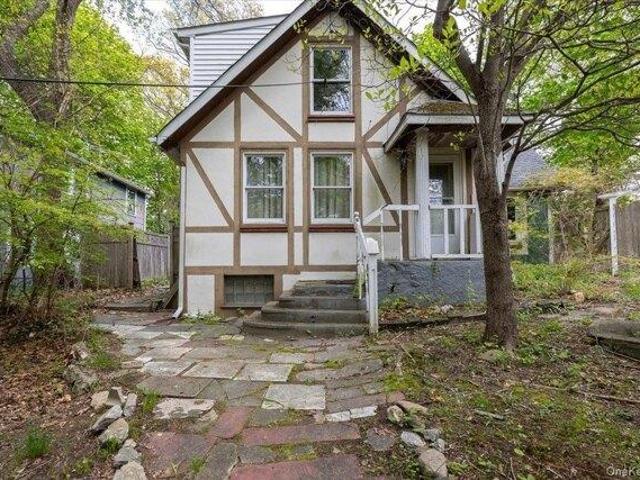 2 bedroom, Sound Beach NY 11789 104905066
