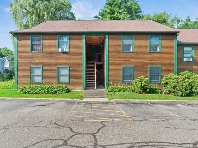 2 bedroom, South Burlington VT 05403 104112951