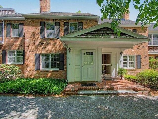 2 bedroom, South Burlington VT 05403 104298075