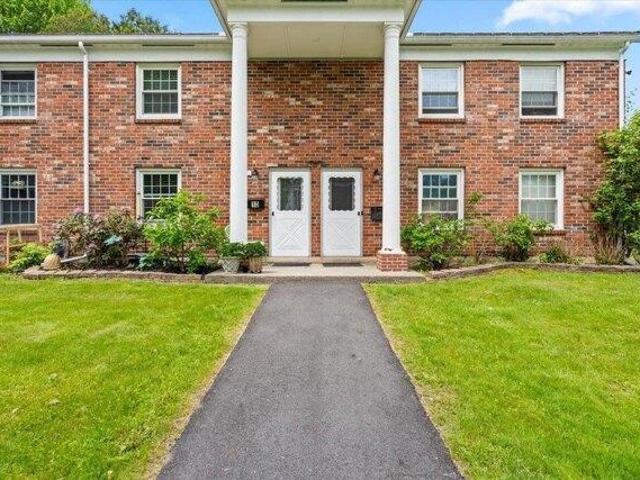 2 bedroom, South Burlington VT 05403 LS103075183
