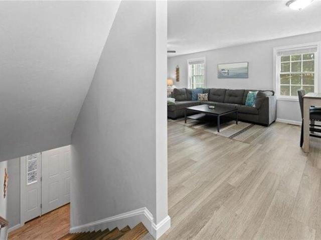 2 bedroom, South Kingstown RI 02879 LS101576516