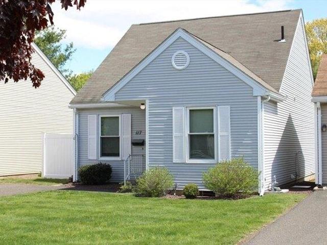 2 bedroom, South Hadley MA 01075 104651994