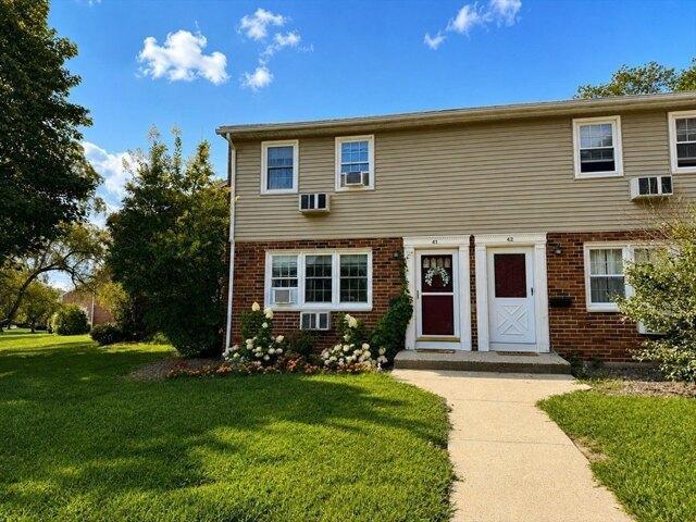 2 bedroom, South Hadley MA 01075 105060789