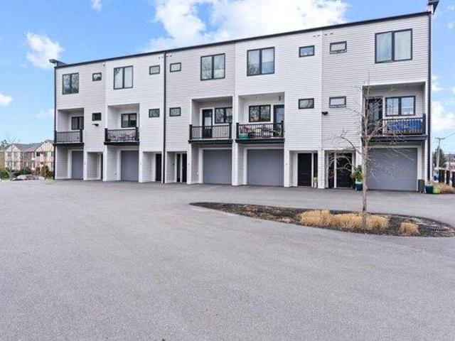 2 bedroom, South Portland ME 04106 LS102218162