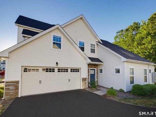 2 bedroom, South Windsor CT 06074 104688325