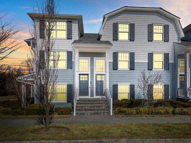 2 bedroom, Southampton NY 11968 89732149
