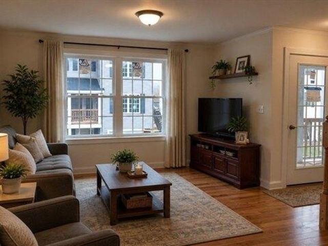 2 bedroom, Southborough MA 01772 104790113