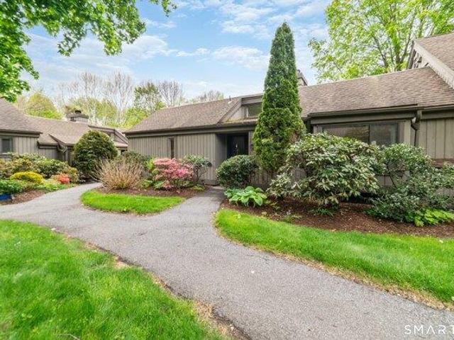 2 bedroom, Southbury CT 06488 LS102478600