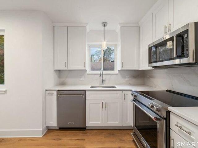 2 bedroom, Southbury CT 06488 LS102828673