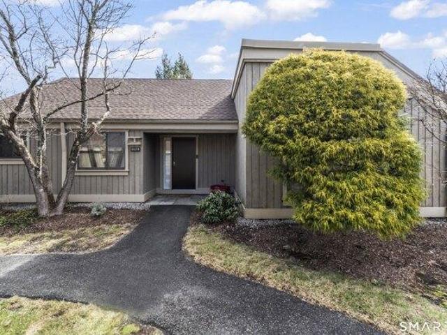 2 bedroom, Southbury CT 06488 102317894