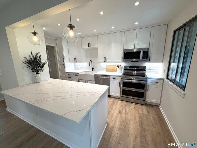 2 bedroom, Southbury CT 06488 103098474