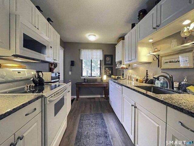 2 bedroom, Southbury CT 06488 103100676