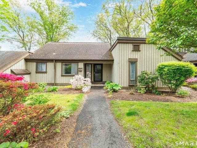 2 bedroom, Southbury CT 06488 104076333