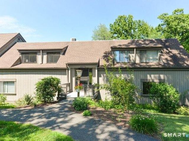 2 bedroom, Southbury CT 06488 104650999