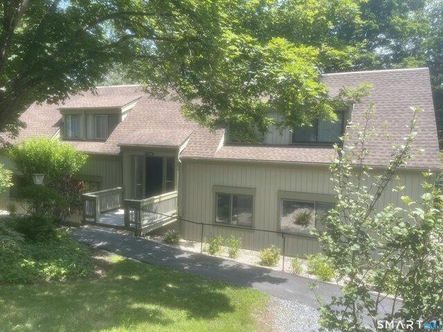 2 bedroom, Southbury CT 06488 105142102