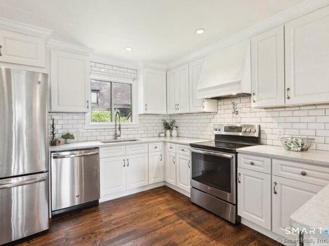 2 bedroom, Southbury CT 06488 105160907