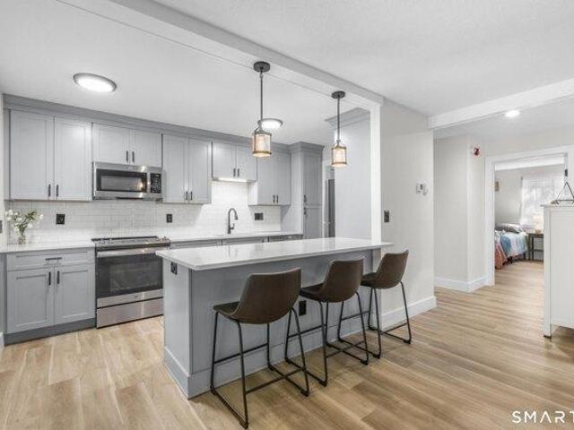 2 bedroom, Southbury CT 06488 105125916