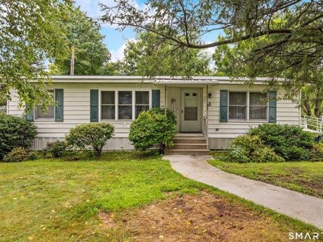 2 bedroom, Southington CT 06489 105114215