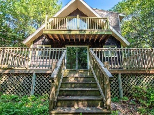 2 bedroom, Southport ME 04576 101747549