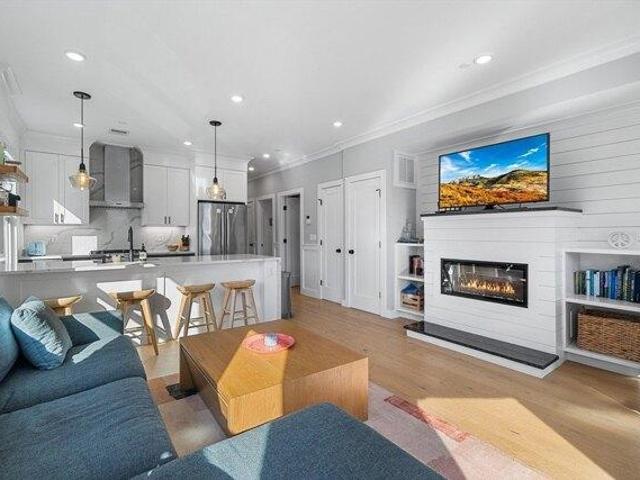 2 bedroom, Somerville MA 02143 102822831