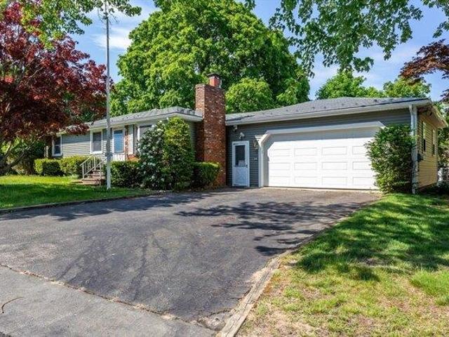2 bedroom, Somerset MA 02726 102595860