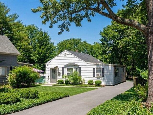 2 bedroom, Saugus MA 01906 102155248