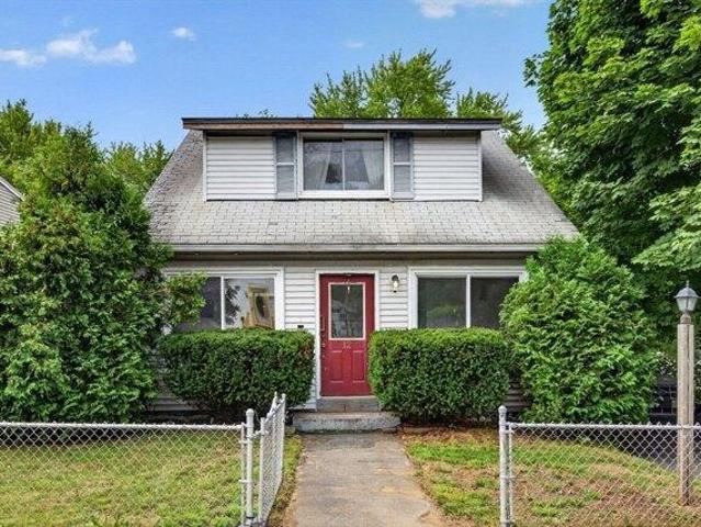 2 bedroom, Saugus MA 01906 105230229