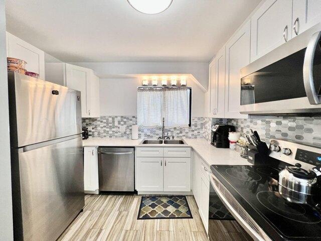 2 bedroom, Saint Thomas MO 00802 104689646