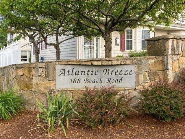 2 bedroom, Salisbury MA 01952 103887057
