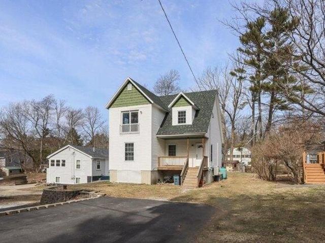 2 bedroom, Sandown NH 03873 100886522